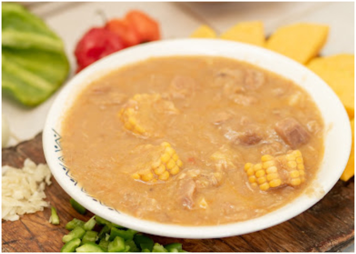 Receta de caldosa casera desata la nostalgia en TikTok