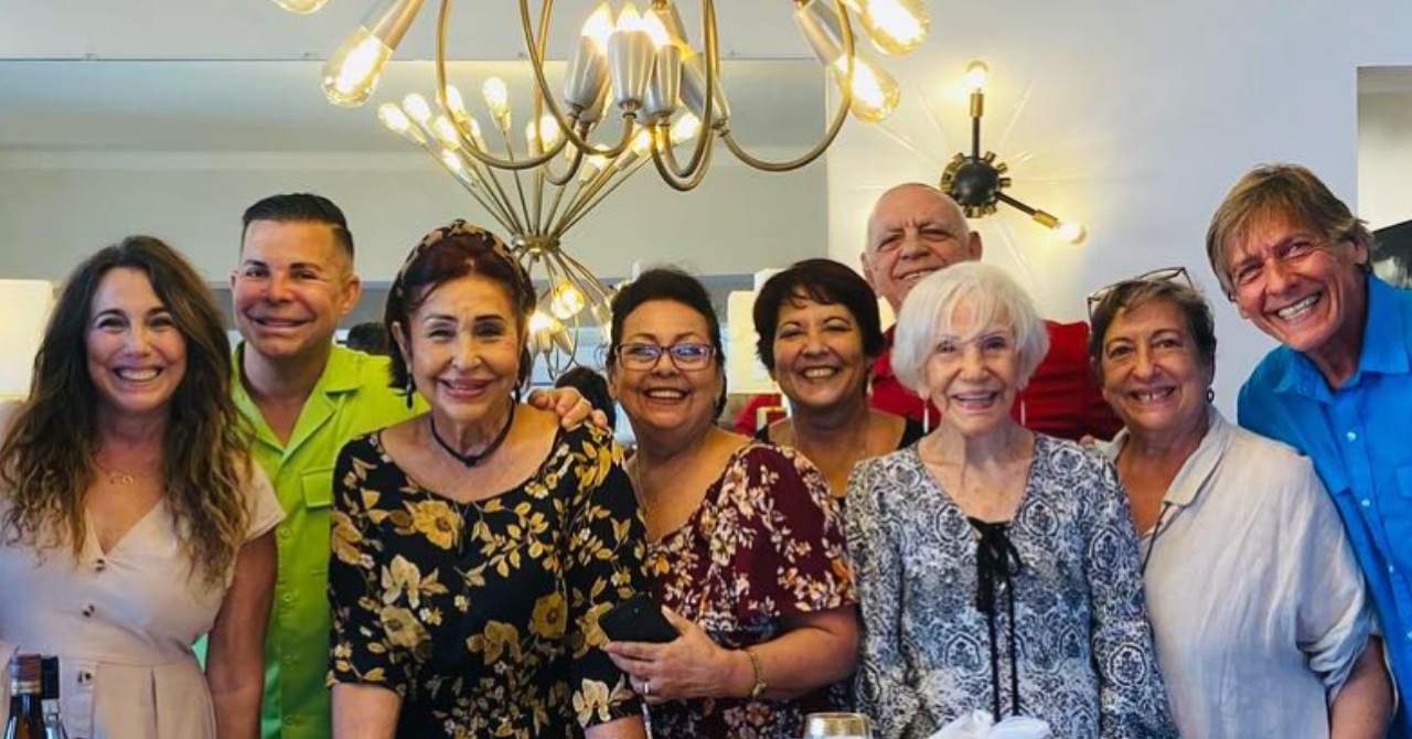 Celebramos el cumpleaños 81 de Diana Rosa Suárez